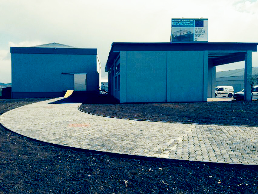 MJELLMA – NDËRRMARRJA TREGTARE